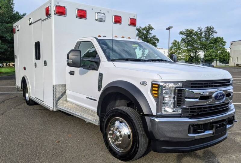 2024 Ford F-550 Type I Ambulance for Sale 4×4 - Global Medic
