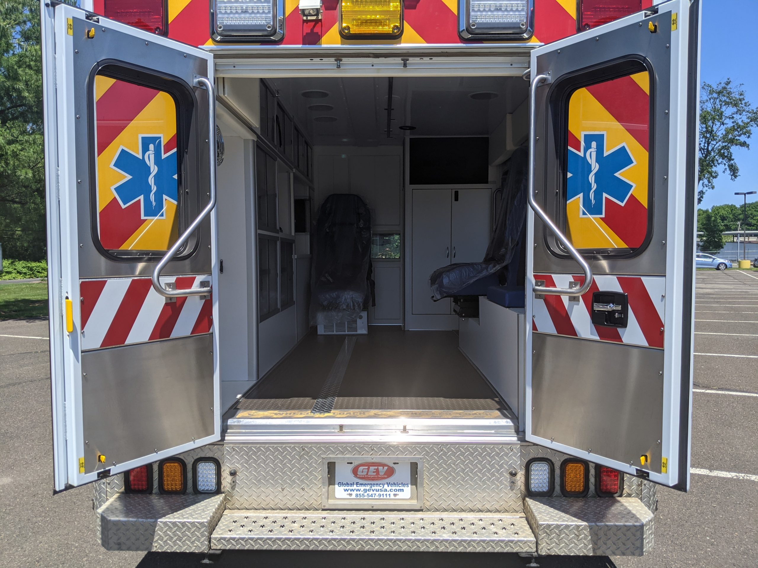 2018 Chevrolet Silverado 3500HD Type I Ambulance 4×4 – Wheeled Coach ...