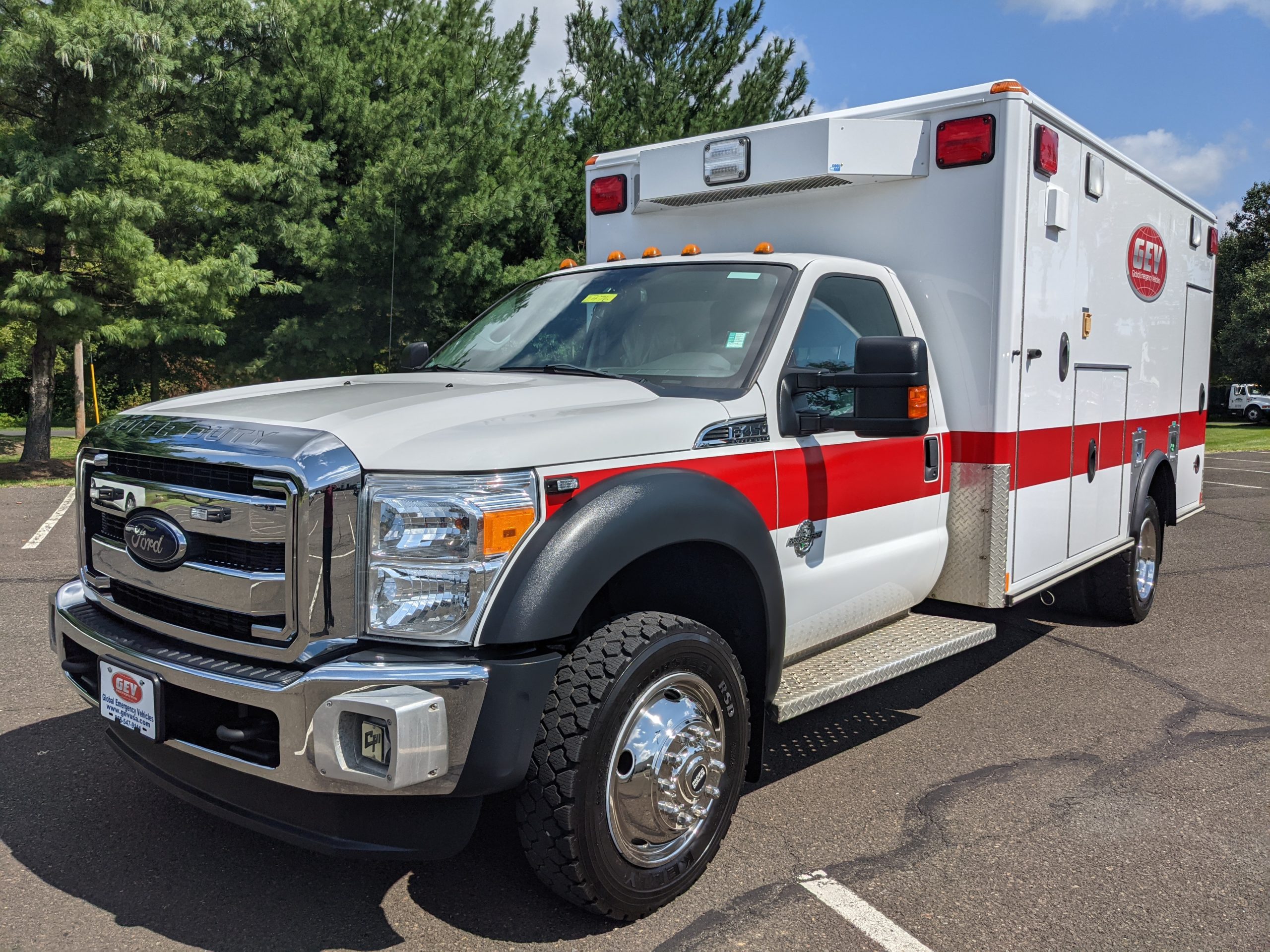Ford F-450 Type I Ambulance 4×4 – Wheeled Coach – #2476 Sold