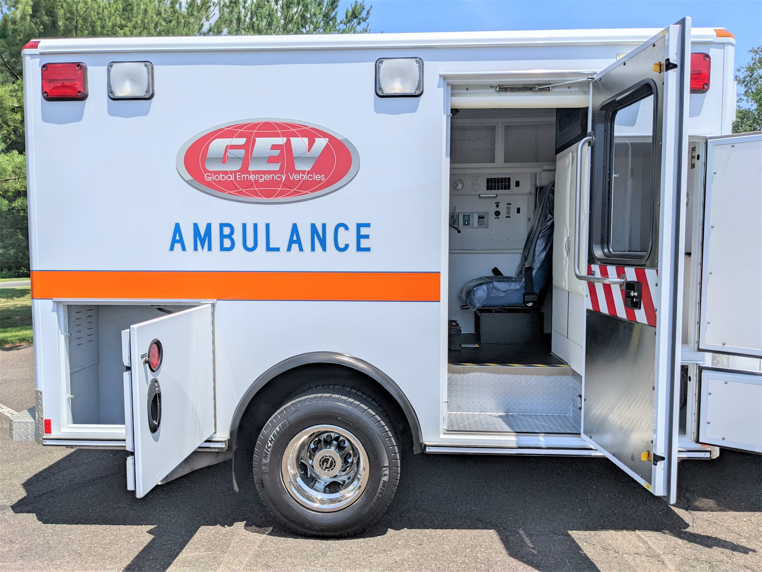 2012 Chevrolet K3500 Type I Ambulance 4×4 – Wheeled Coach – #2572 ...