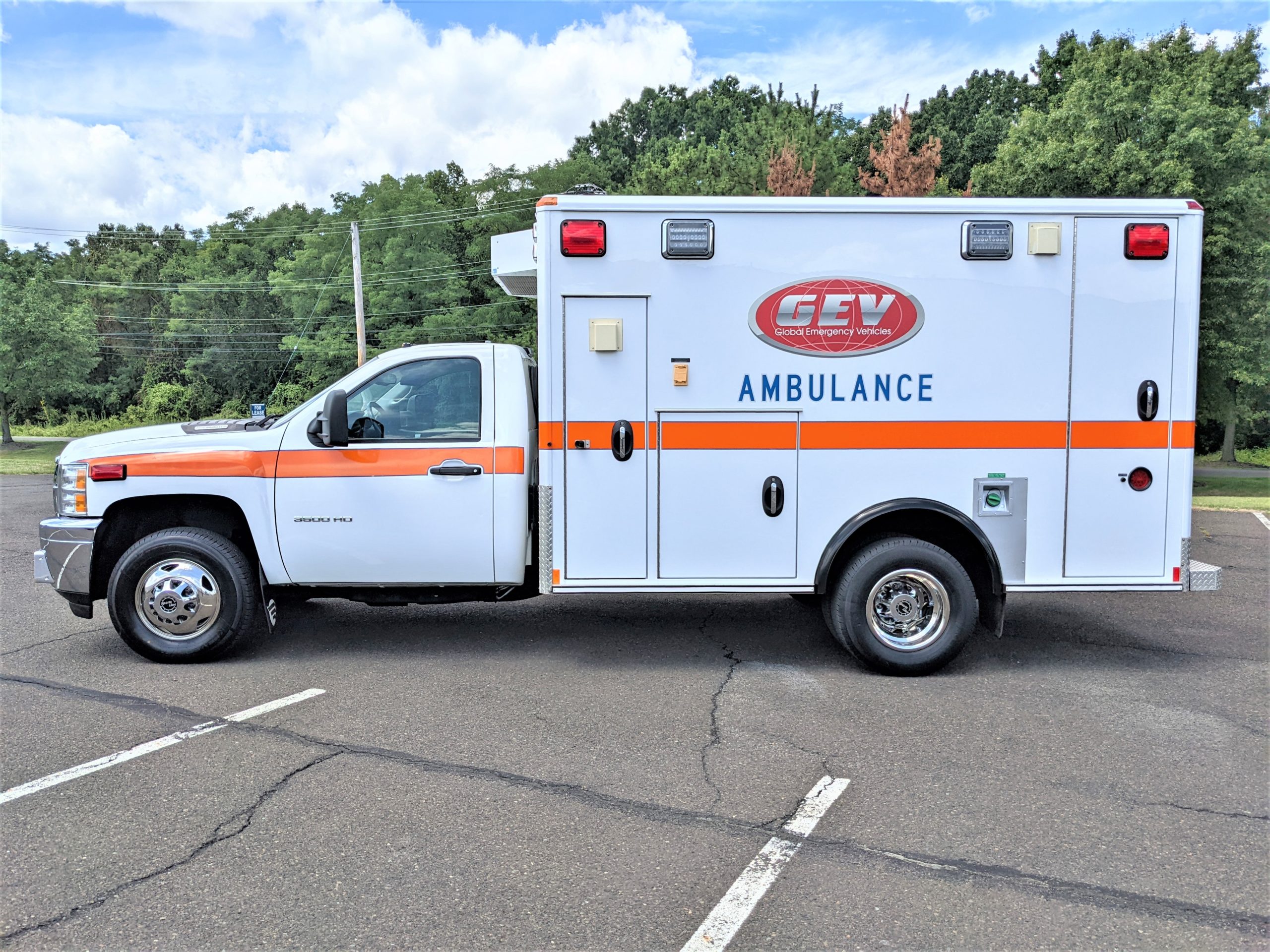 2013 Chevrolet K3500 Type I Ambulance 4×4 – Wheeled Coach – #2577 ...