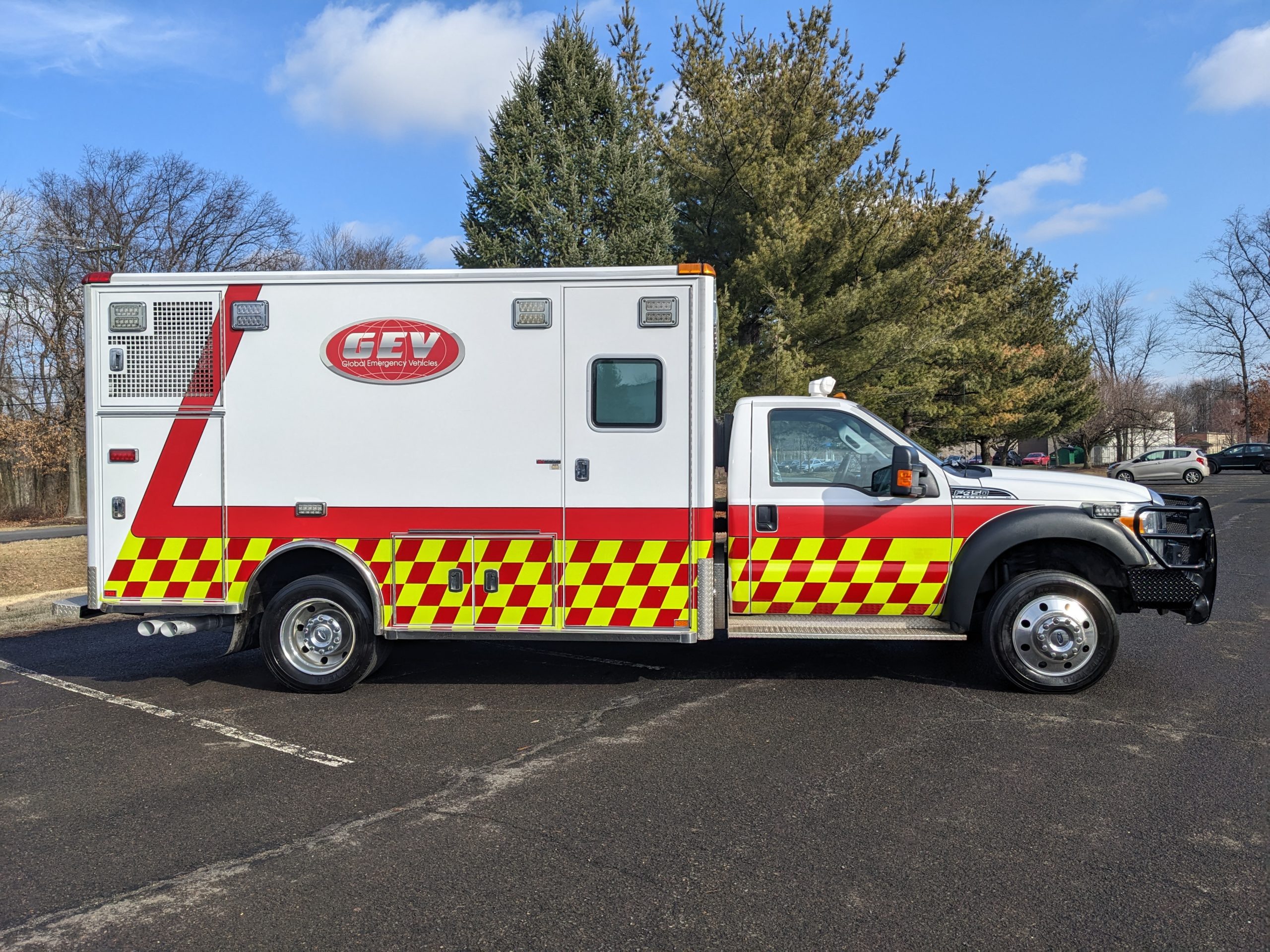 2015 Ford F-450 Type I Ambulance RWD - Horton