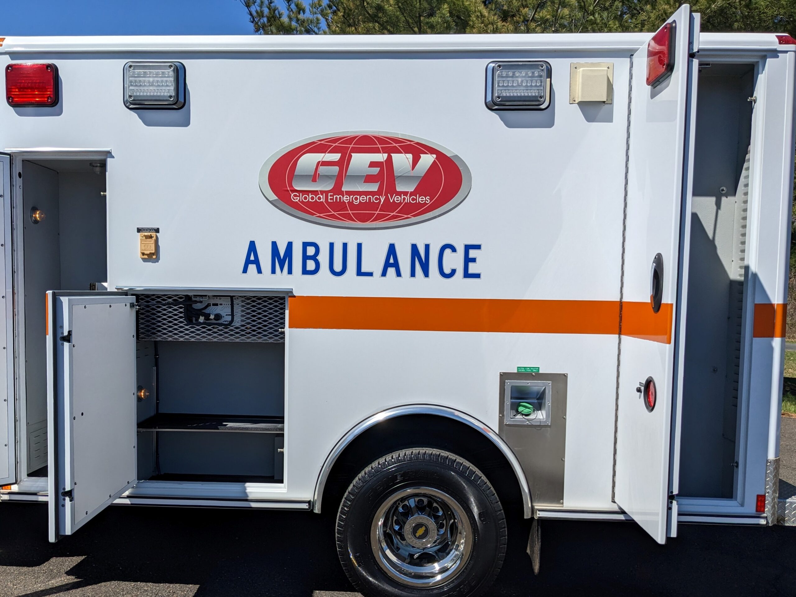 2014 Chevrolet K3500 Type I Ambulance 4×4 – Wheeled Coach – #2638 ...