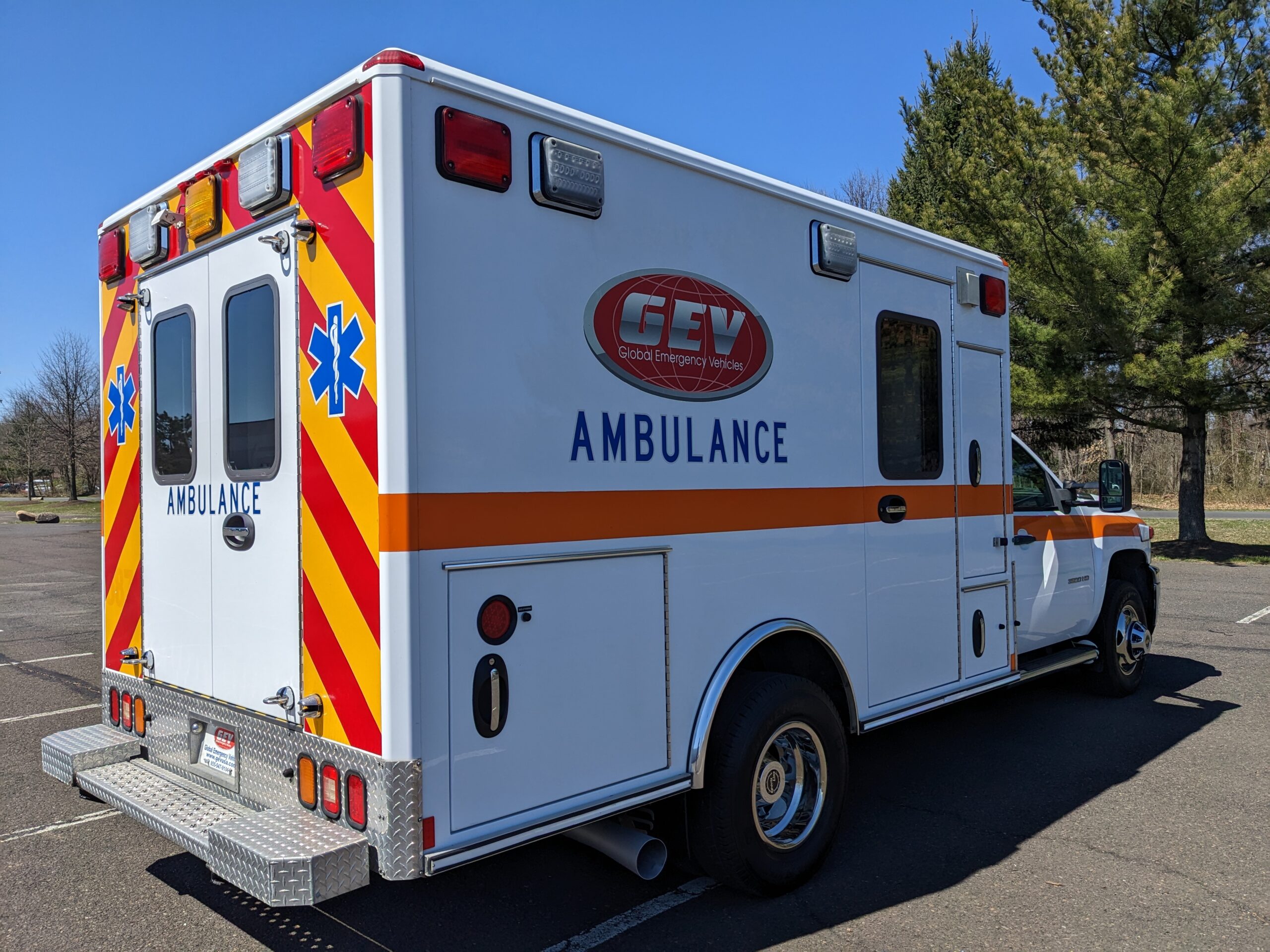 2014 Chevrolet K3500 Type I Ambulance 4×4 – Wheeled Coach – #2638 ...
