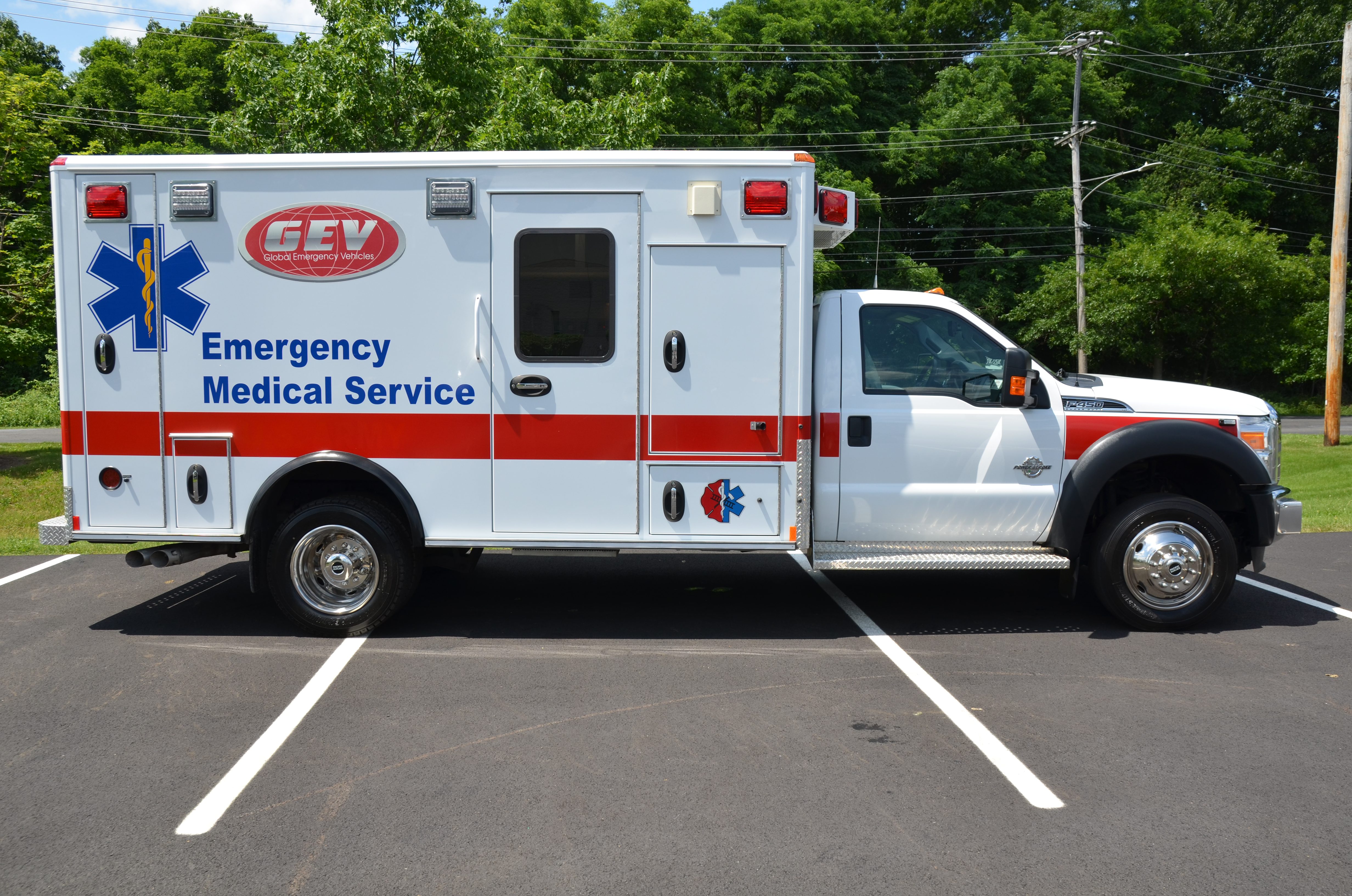 2013 Ford F-450 Type I Ambulance 4×4 – Wheeled Coach – #2718 Sold
