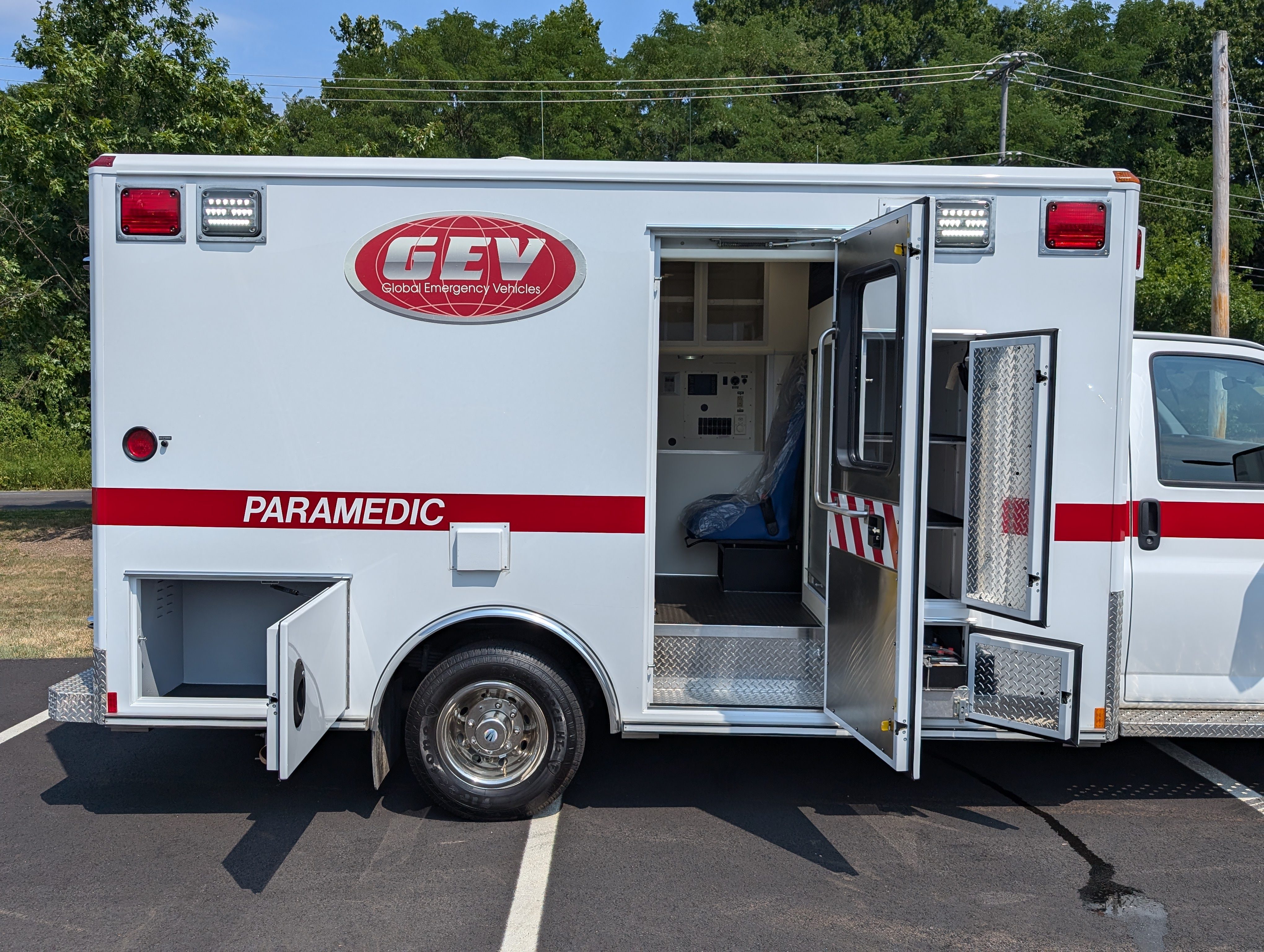 2014 Chevrolet G4500 - Type III Ambulance for Sale
